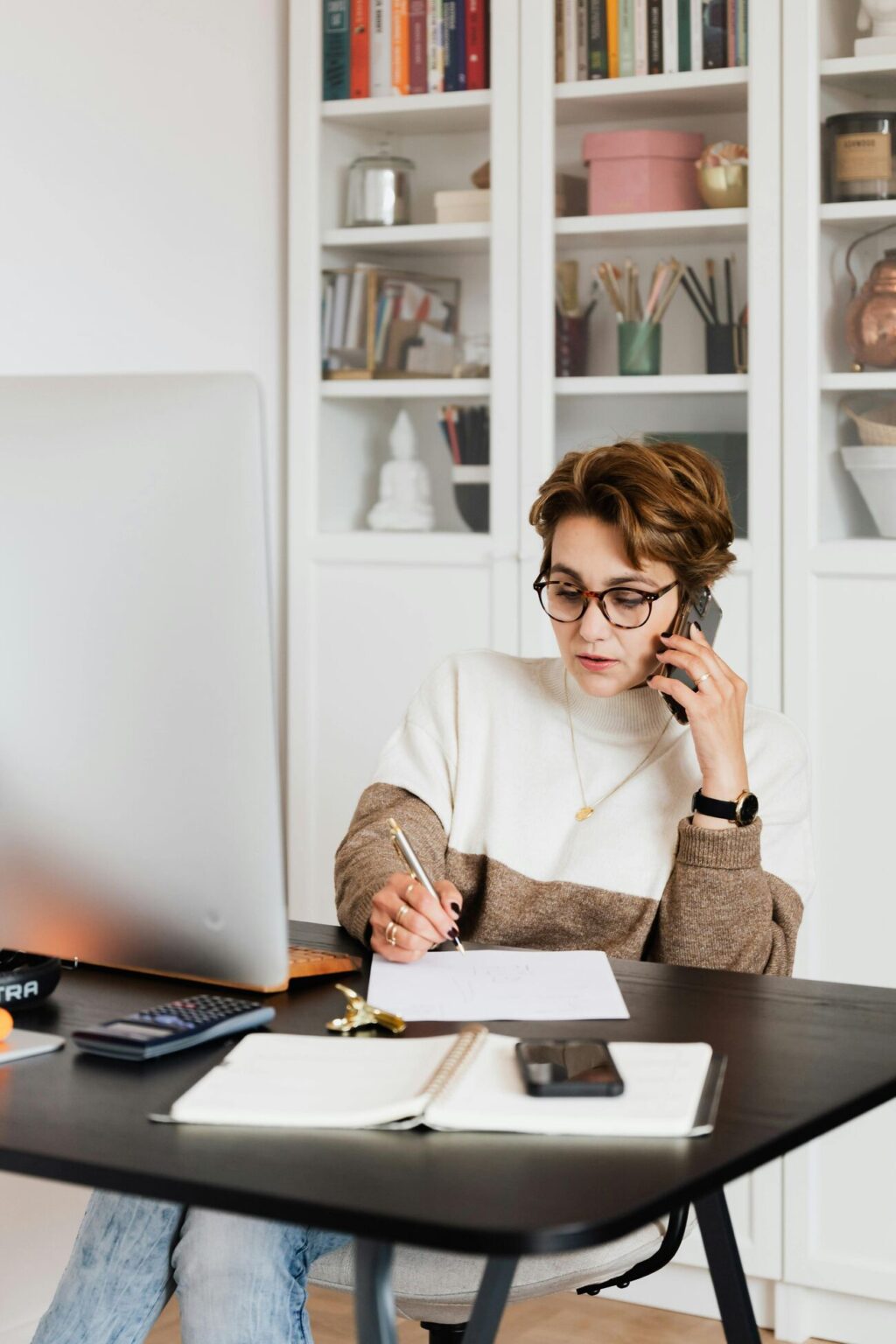 Communication Hierarchy and Effectively Navigating It - Voiceplace