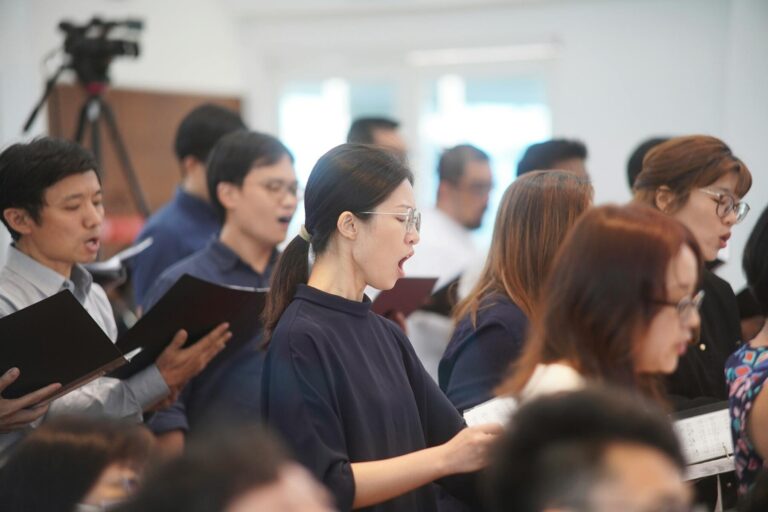 7 Expert Tips for Maintaining Vocal Health - Voiceplace