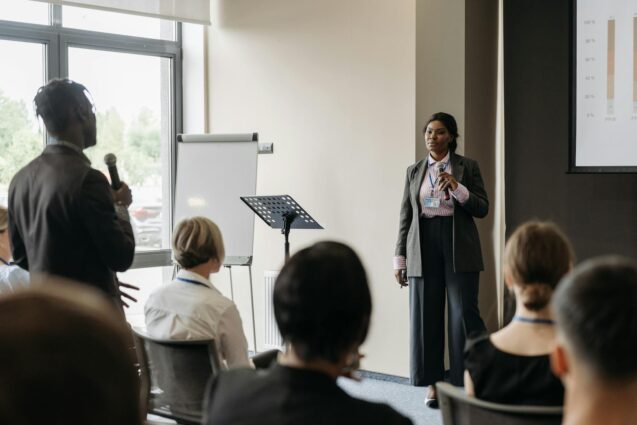 Formal vs Informal Speaking Style: What You Need to Know - Voiceplace